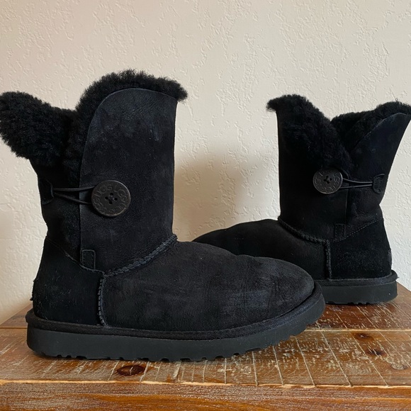 UGG | Shoes | Ugg Bailey Button Ii Boot Black Ugg Boots Size 7 | Poshmark